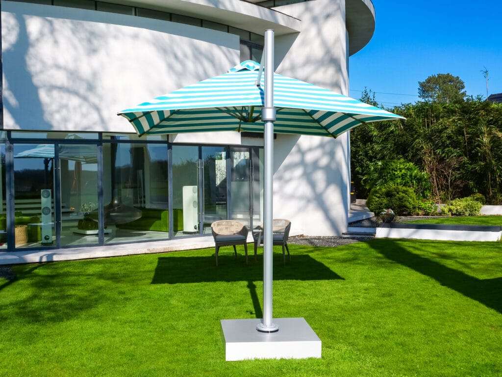 3m Square Cantilever Parasol - Eclipse - Instashade
